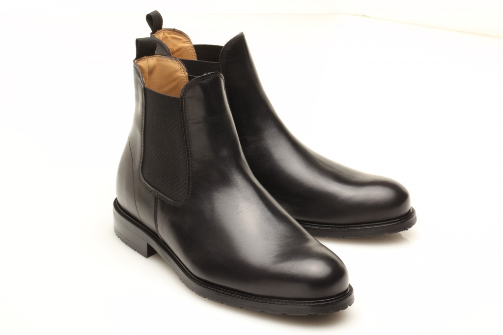 Cabin crew Boots: Look good and feel comfortable - SKYPRO Blog ...